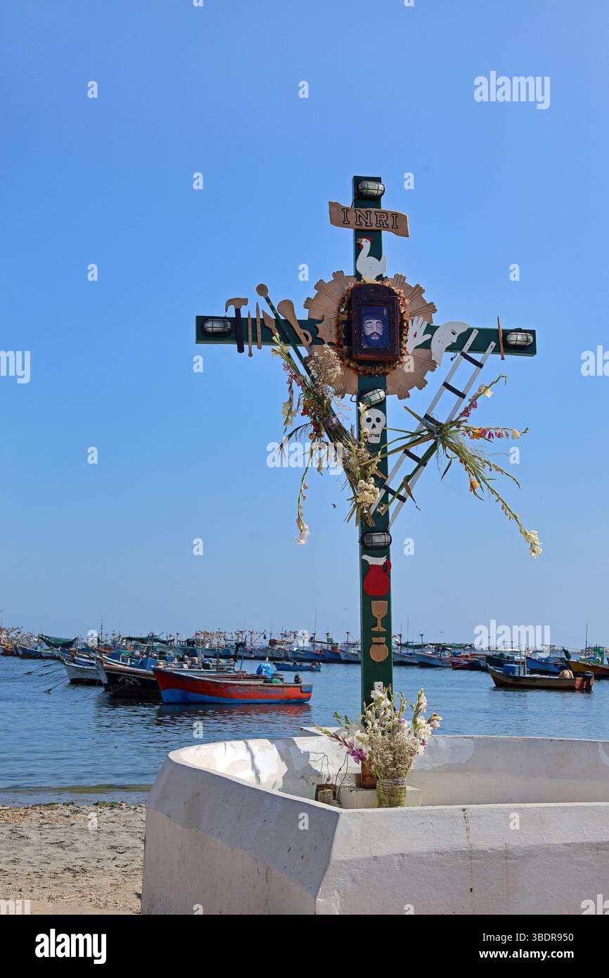 South America Peru Paracas - Cross of the Passion or of the Mysteries ...