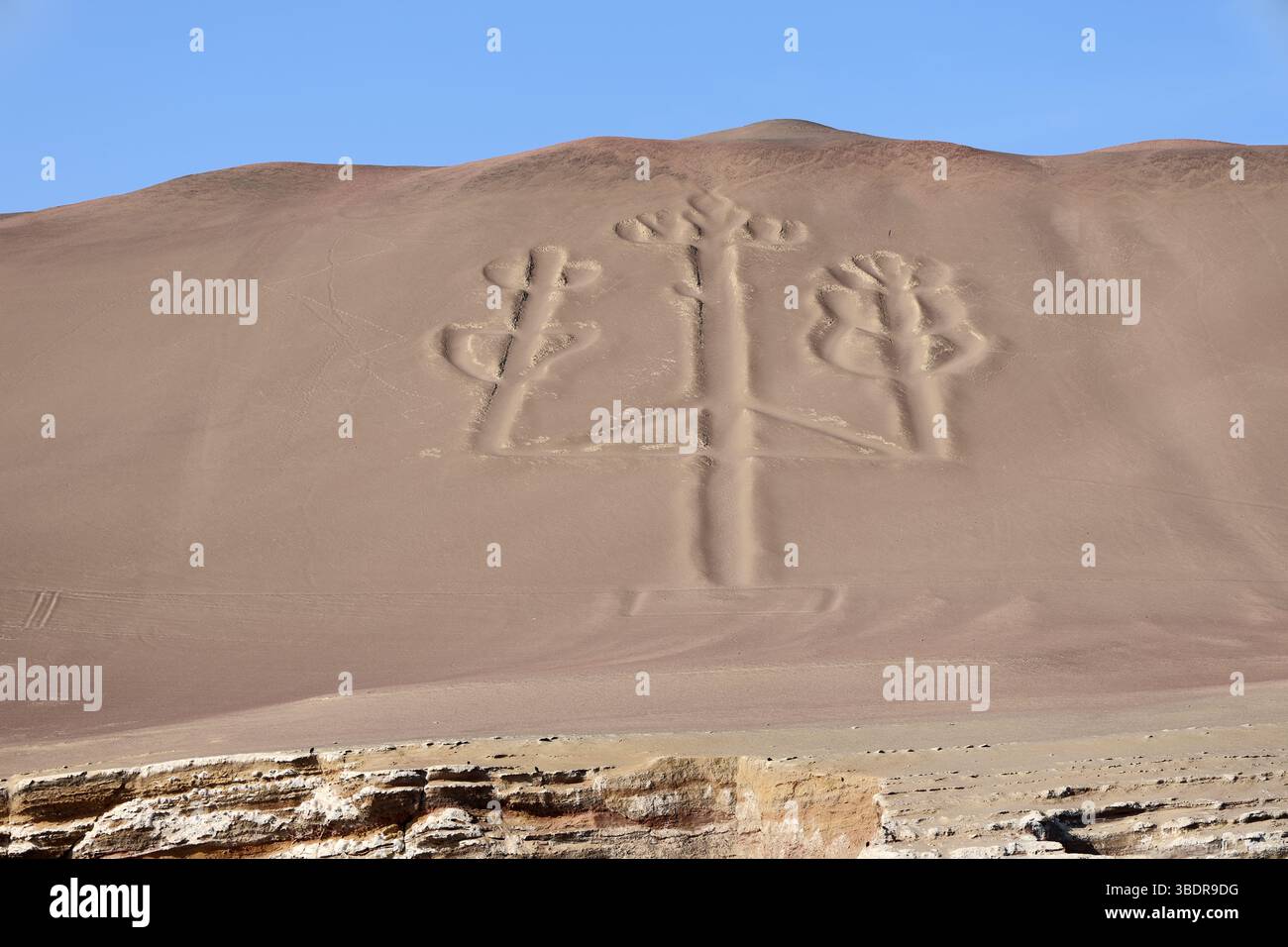 South America Peru Paracas Candelabra National Candelabra of the Andes ...