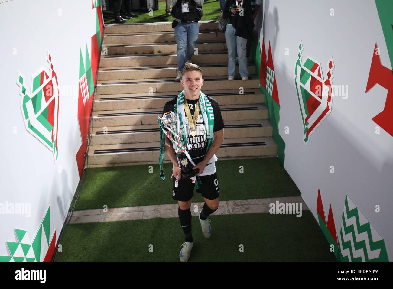 May 25, 2025. Caxias, Portugal. Sporting forward from Sweden VIKTOR ...