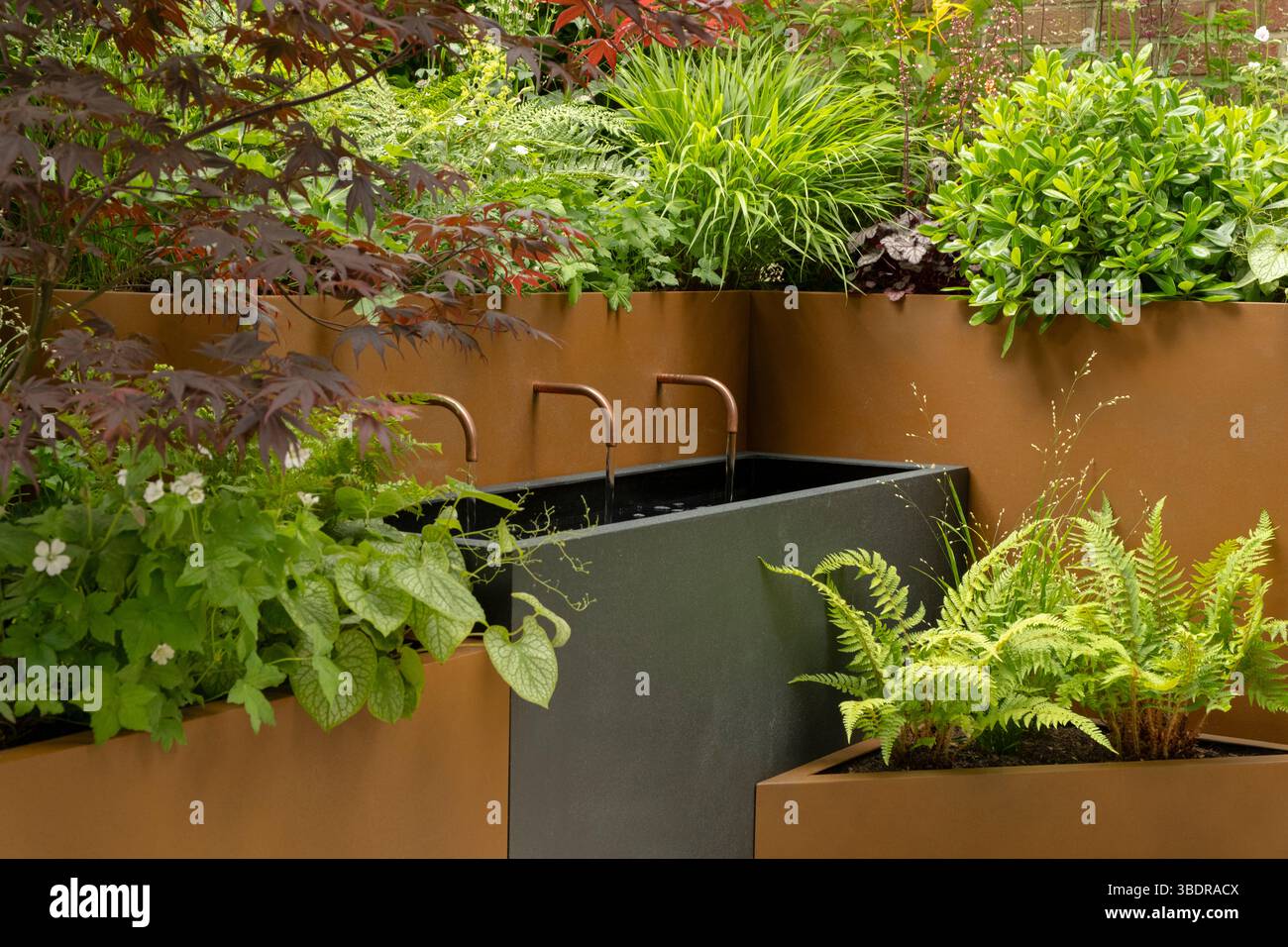 The Room to Breathe Hospital Garden for the TSA, a balcony garden ...