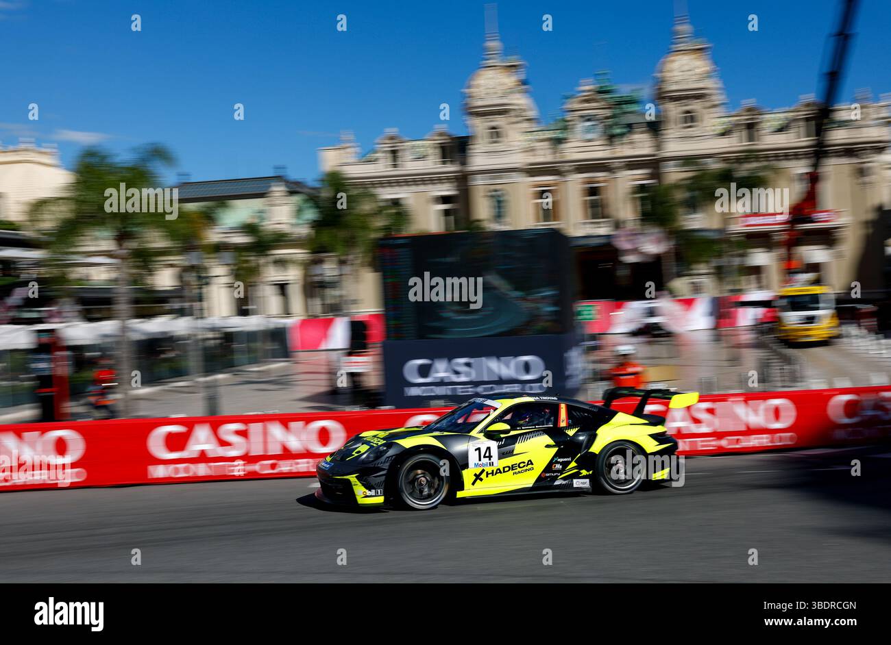 #14 Mikel Azcona Troyas (ESP, Hadeca Racing), Porsche Mobil 1 Supercup ...