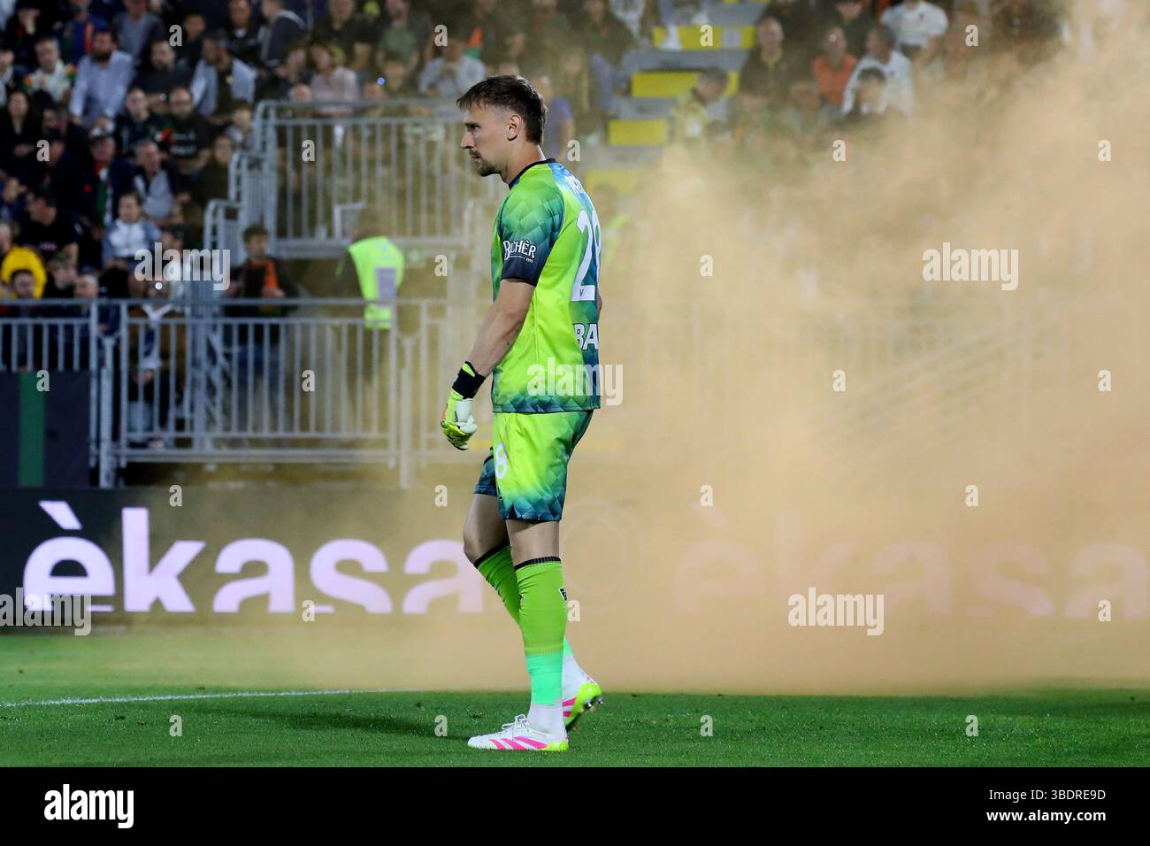 Venezia's Alfred Duncan delusion In action during the Serie A enilive ...