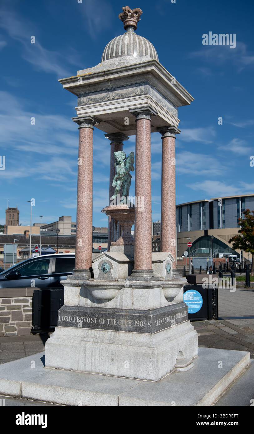 Lord Provost of the City 1905-8 monument - aka The Longair Memorial ...