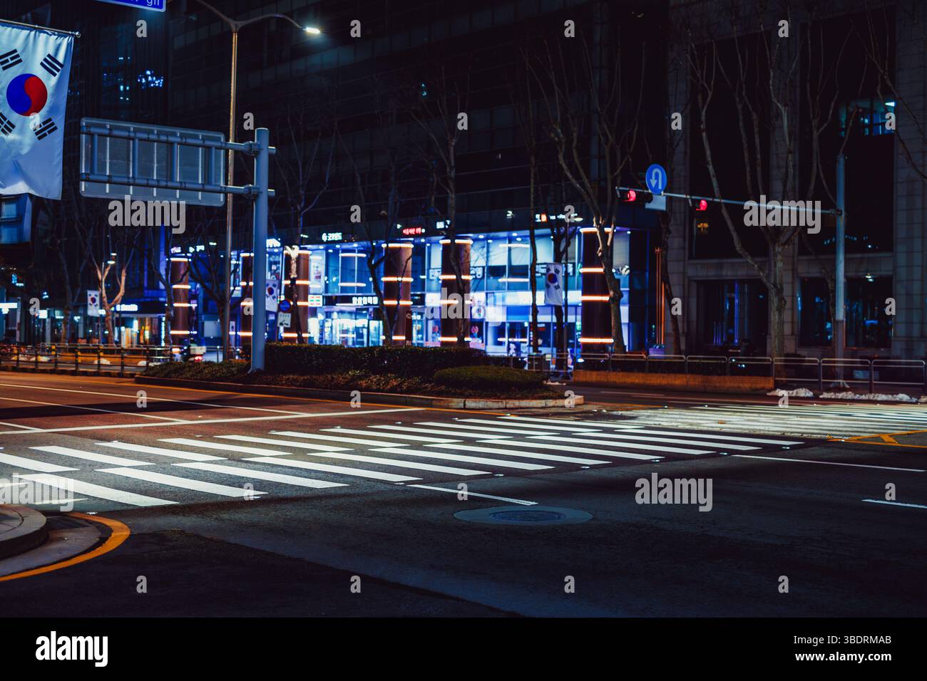 Crosswalk in Seoul at night, South Korea Stock Photo - Alamy