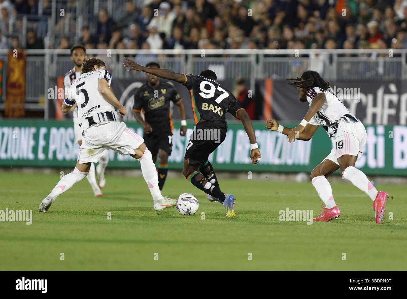 Venice, Italy. 25th May, 2025. Venezia's ISSA DOUMBIA in action against ...