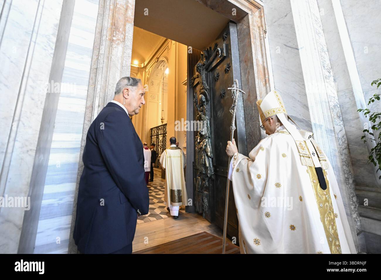 Rome, Italy. 25th May, 2025. **NO LIBRI** Italy, Rome, 2025/5/25.Pope ...