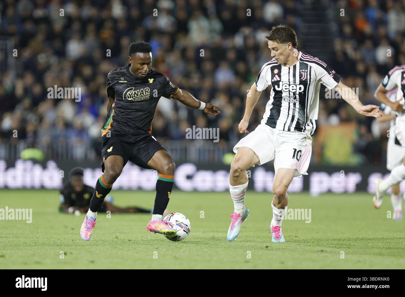 Venice, Italy. 25th May, 2025. Venezia's JOHN YEBOAH in action against ...