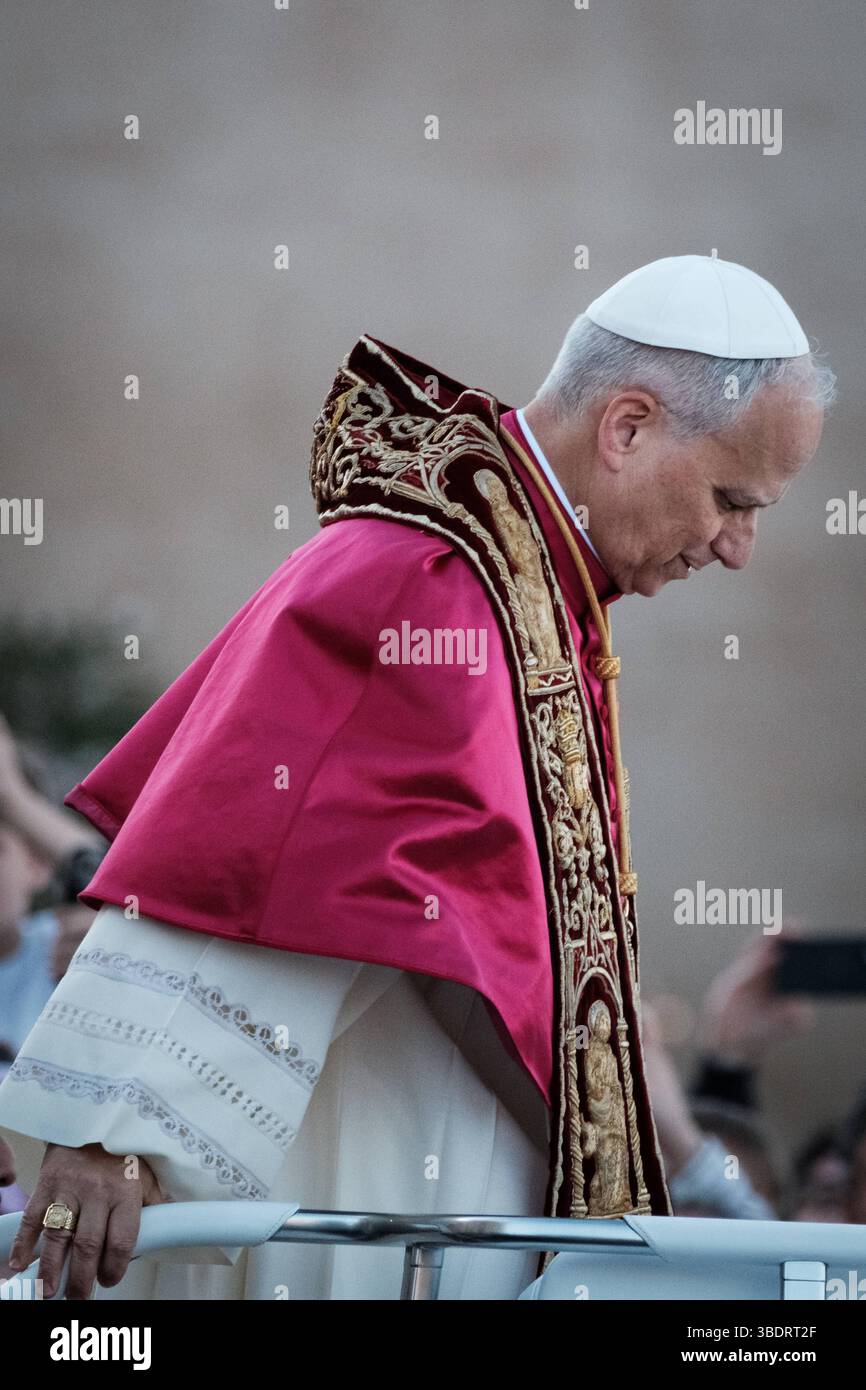 Rome, Pope Leo XIV takes office on the Roman Chair in the Basilica of ...