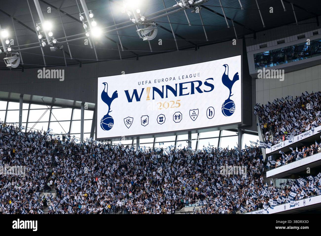 London, UK. 25th May, 2025. Tottenham Hotspur fans look on as the large ...