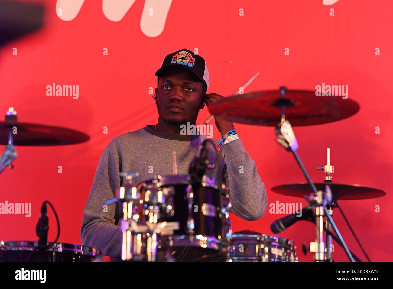 LONDON, UK. 25th May, 2025. Tia Gordon performs at Cross The Tracks ...