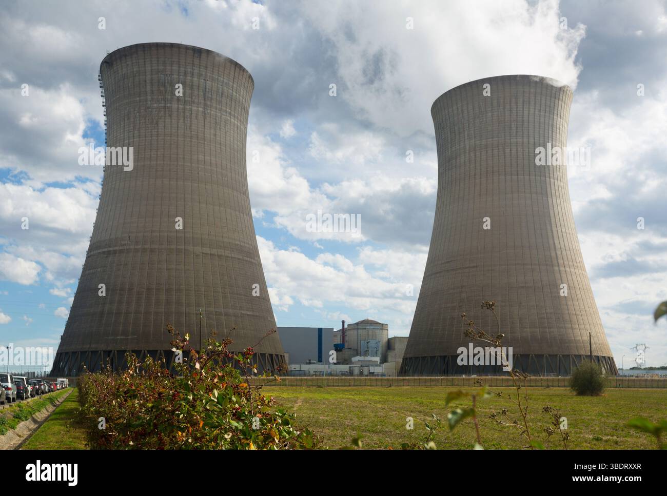 Concrete towers of Nuclear Power Plant Stock Photo - Alamy