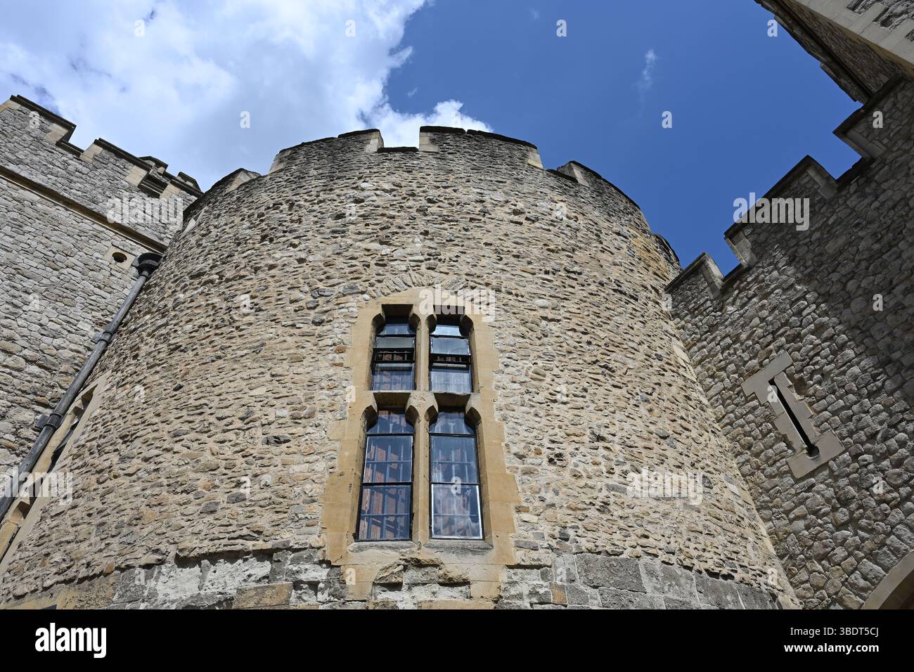 the Wakefield Tower in The Tower of London, London, UK Stock Photo - Alamy