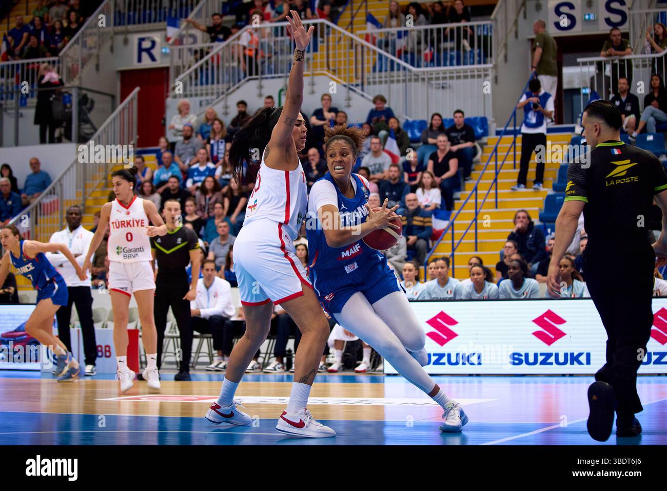 Reims, France. 25th May, 2025. Iliana RUPERT (12) of France during the ...