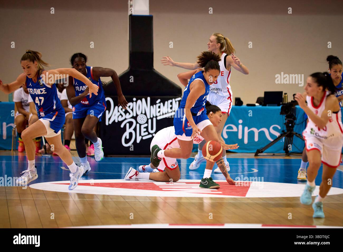 Reims, France. 25th May, 2025. Tima POUYE (32) of France during the ...