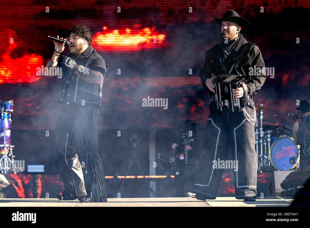 Adelaido "Payo" Solis III, left, and Juan Javier Cantu of Grupo ...