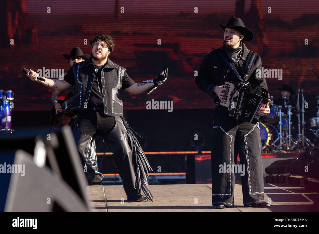 Adelaido "Payo" Solis III, left, and Juan Javier Cantu of Grupo ...