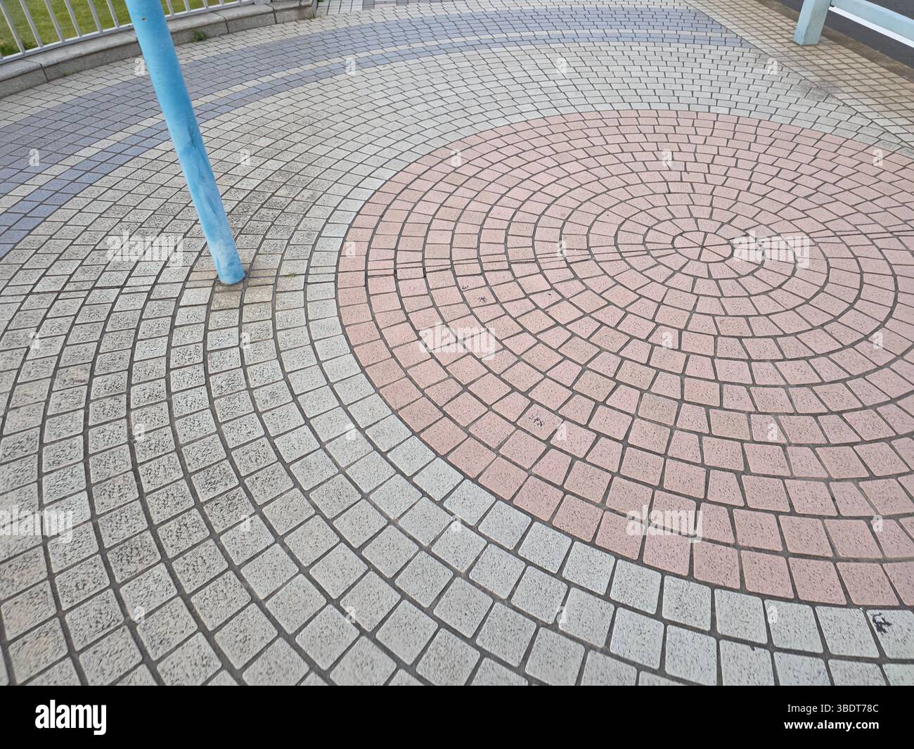 Japan Sidewalk Area Walking Stock Photo - Alamy