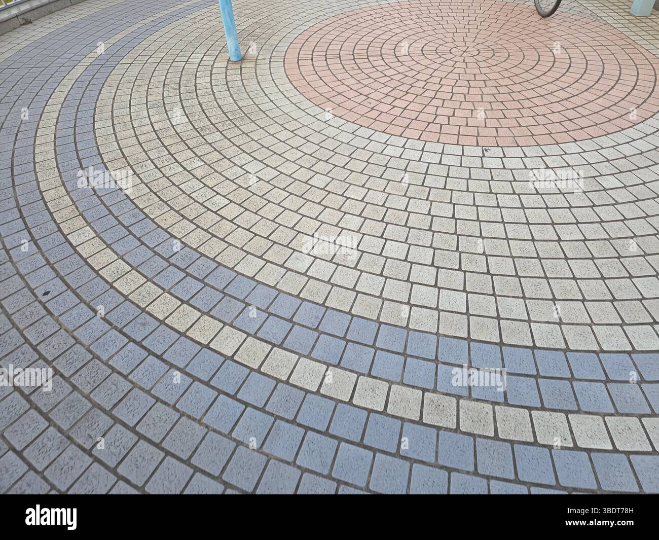 Japan Sidewalk Area Walking Stock Photo - Alamy