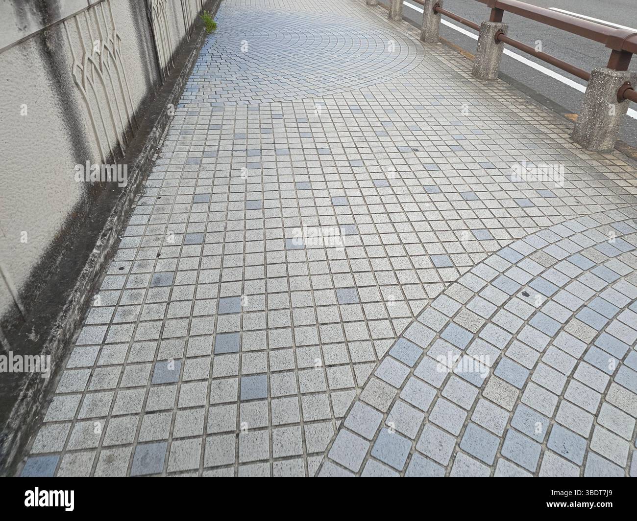 Japan Sidewalk Area Walking Stock Photo - Alamy