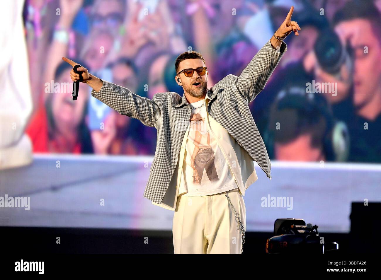 Justin Timberlake performs on Day 2 of BottleRock Napa Valley Music ...