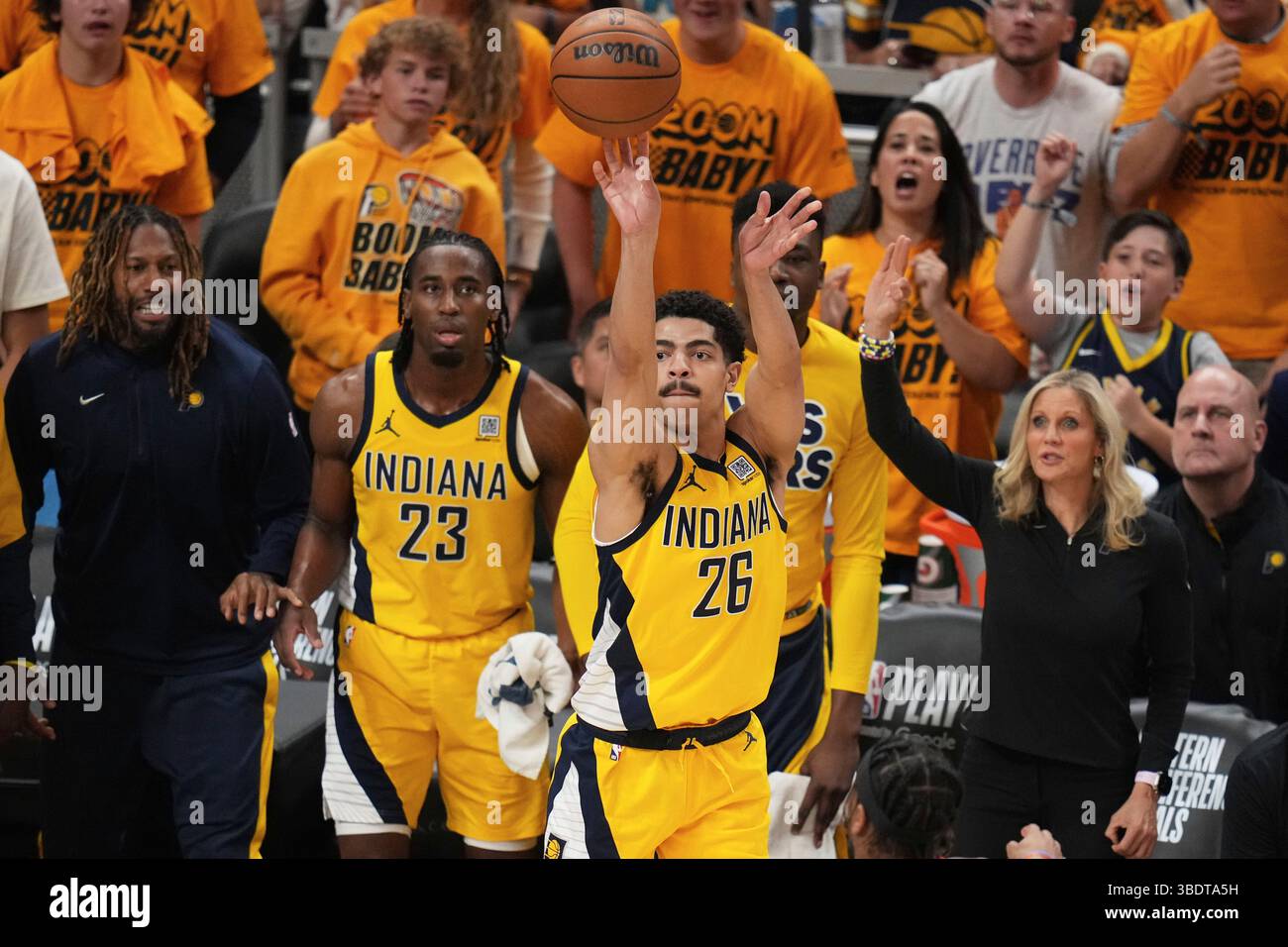 Indiana Pacers guard Ben Sheppard (26) makes a 3-point basket against ...