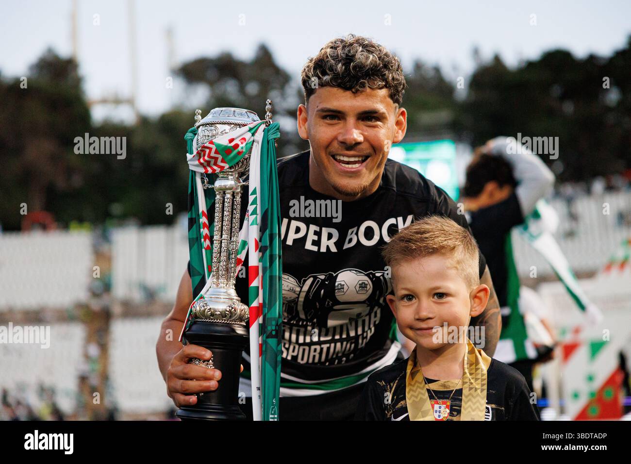 Maximilano Araujo seen during Taca de Portugal 2025 final game between ...