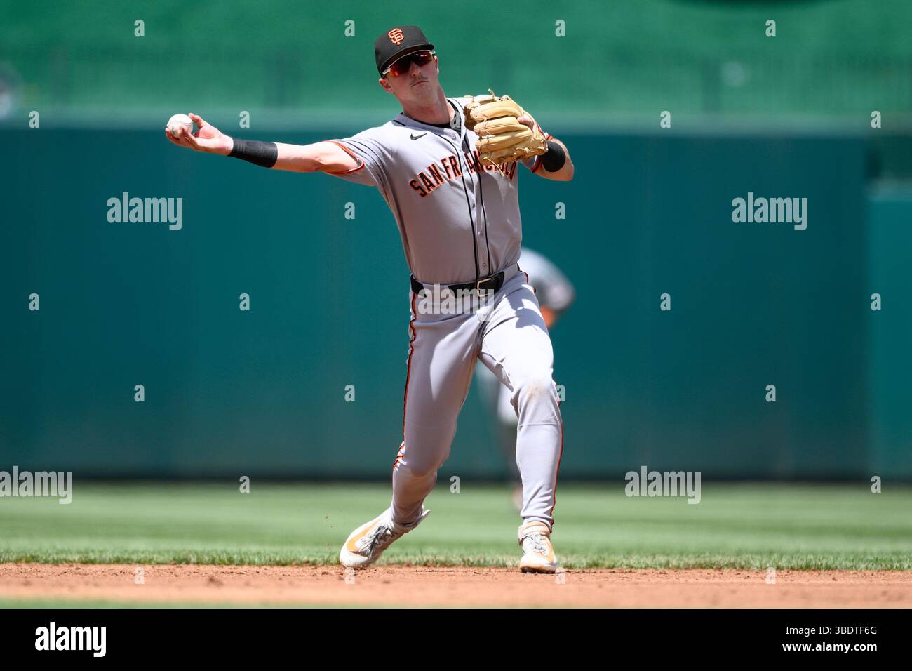 San Francisco Giants second baseman Tyler Fitzgerald (49) in action ...