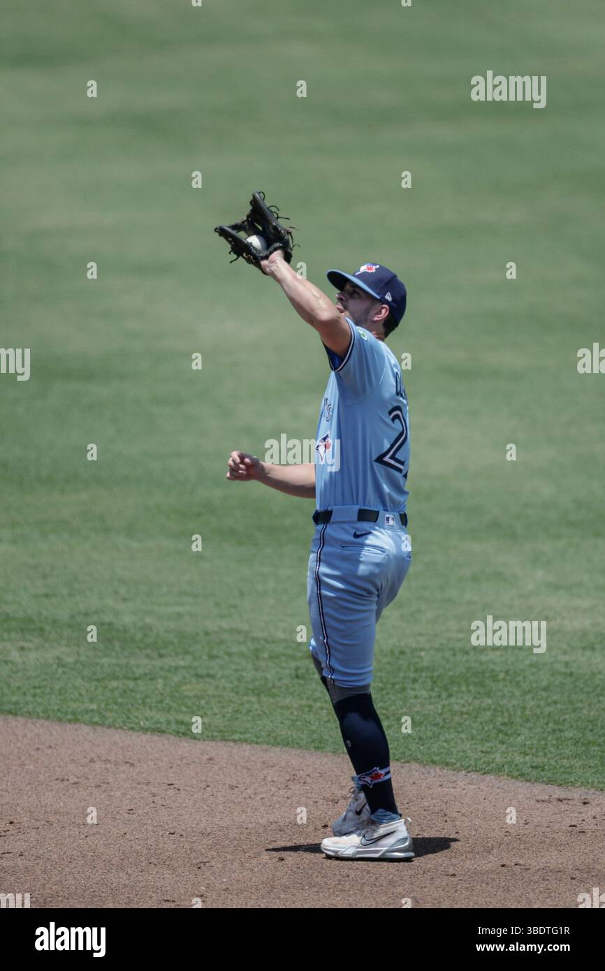 Tampa, FL USA: Toronto Blue Jays second baseman Ernie Clement (22 ...