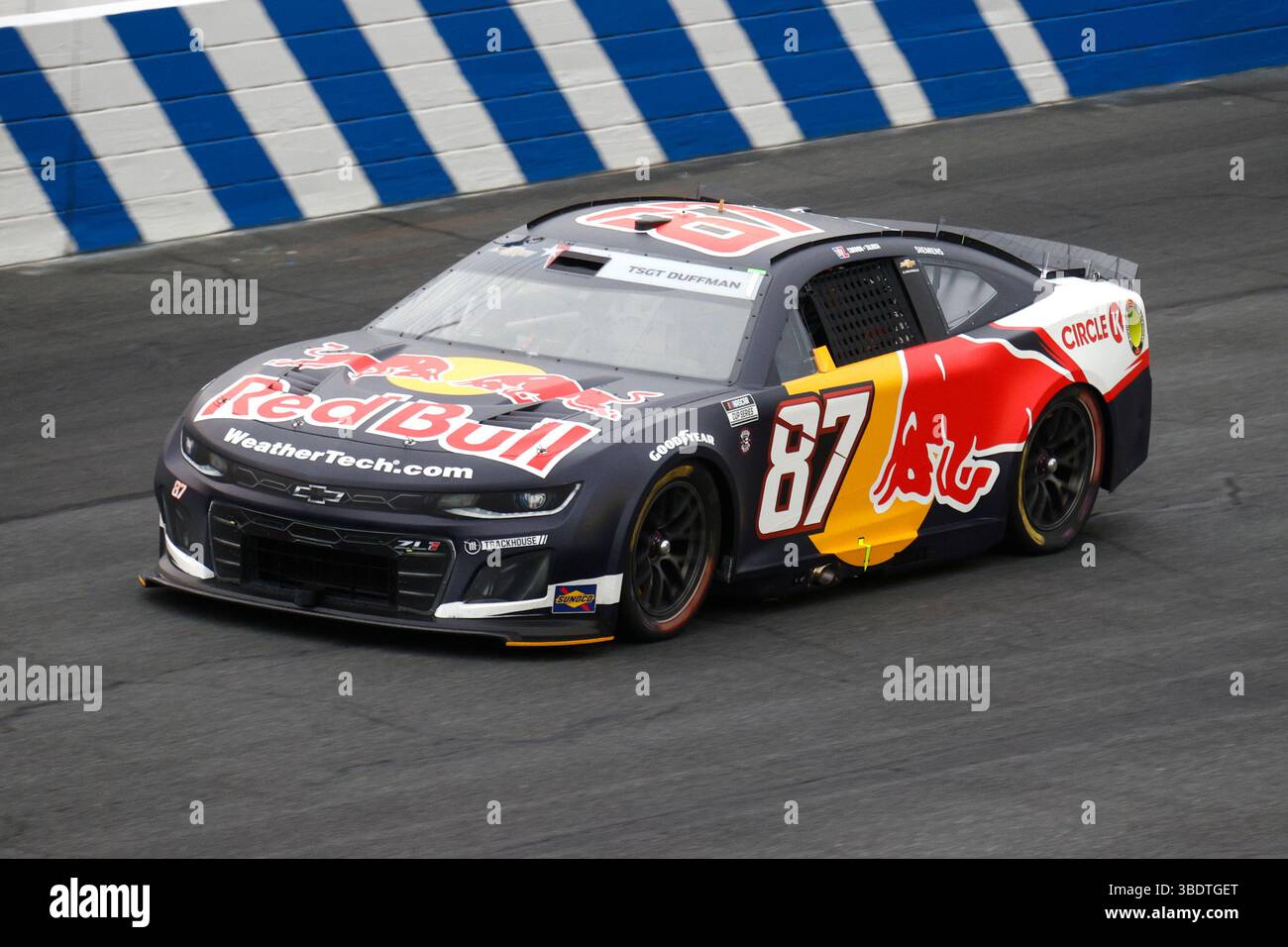 CHARLOTTE, NC - MAY 25: Connor Zilisch (#87 Trackhouse Racing Red Bull ...