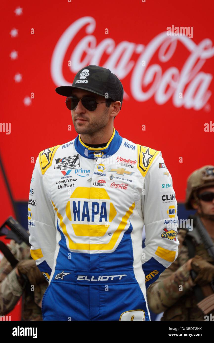 CHARLOTTE, NC - MAY 25: Chase Elliott (#9 Hendrick Motorsports NAPA ...