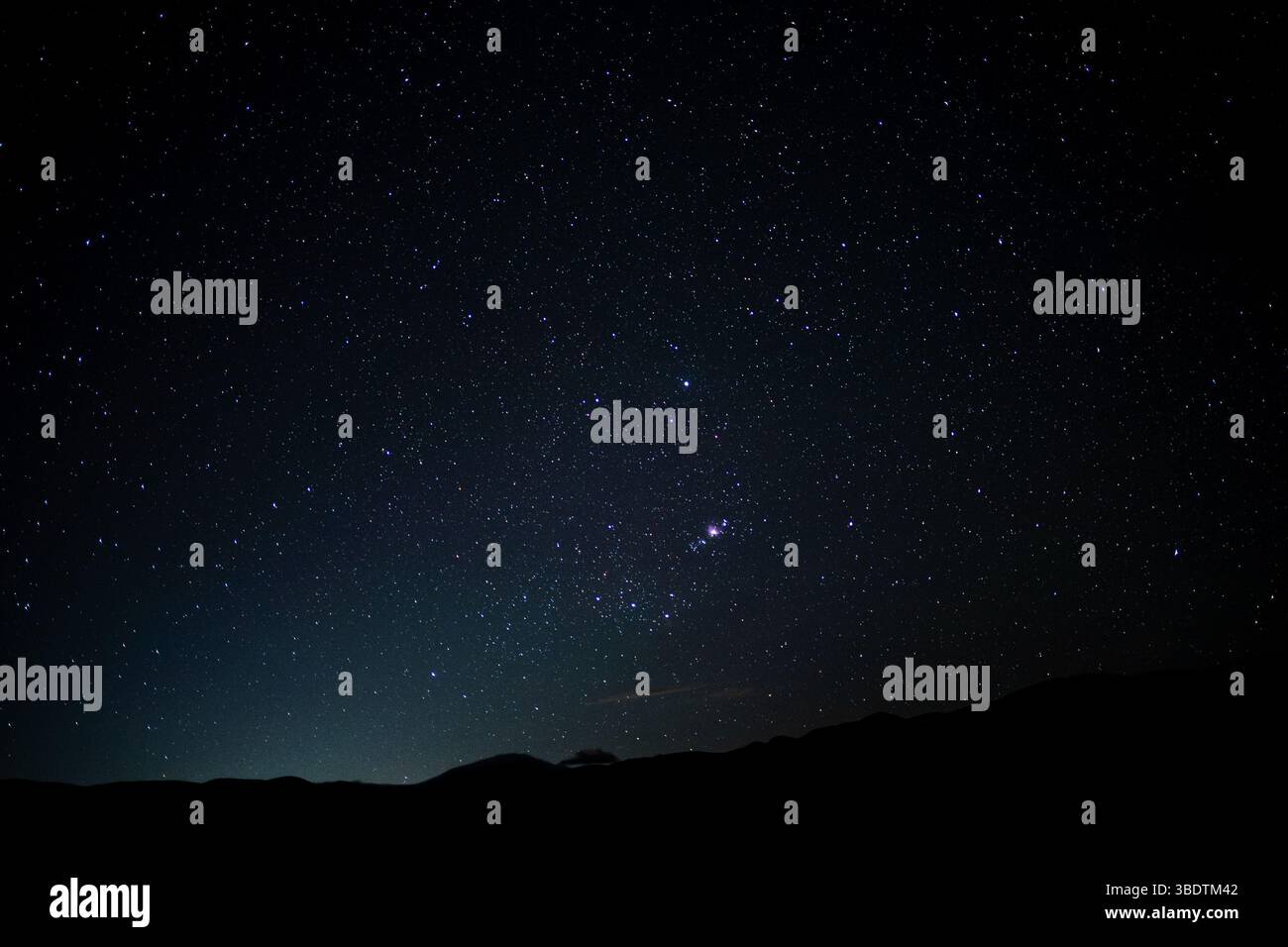 Colourful night starry sky hi-res stock photography and images - Alamy
