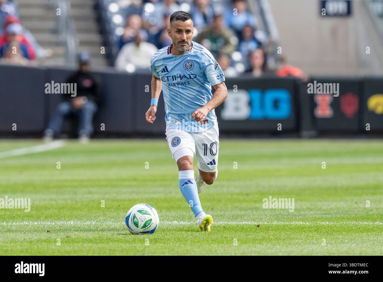New York, NY, May 25, 2025: Maxi Moralez (10) of NYCFC controls ball ...