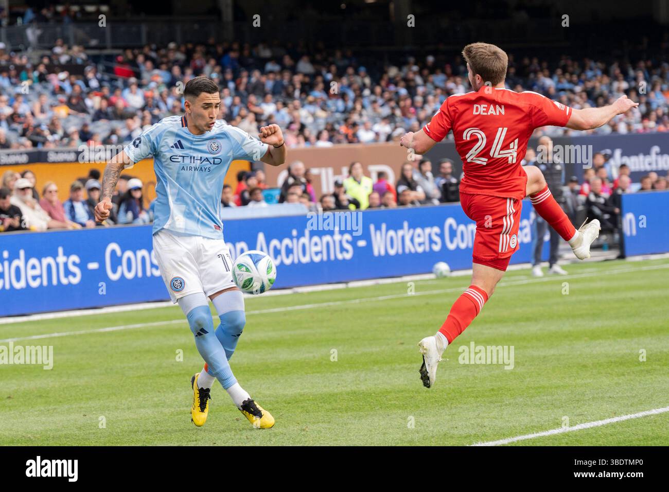 New York, NY, May 25, 2025: Jonathan Dean (240 of Chicago FC intercepts ...