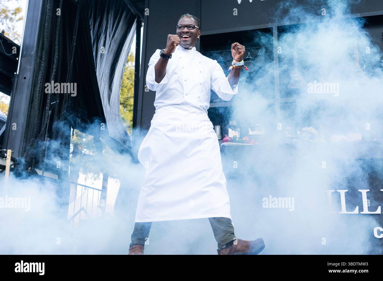Darryl Bell is seen on the Williams Sonoma Culinary Stage at the 2025 ...
