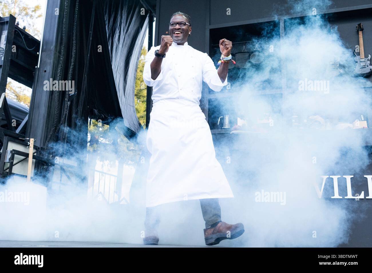 Darryl Bell is seen on the Williams Sonoma Culinary Stage at the 2025 ...