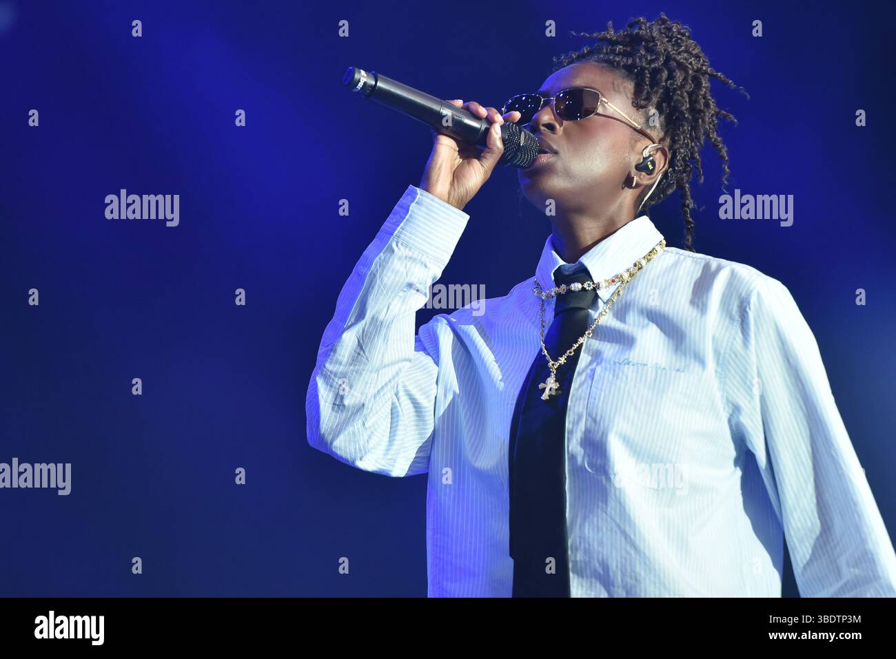 SP - SAO PAULO - 05/25/2025 - SAO PAULO, C6 FEST - Cat Burns, during a ...