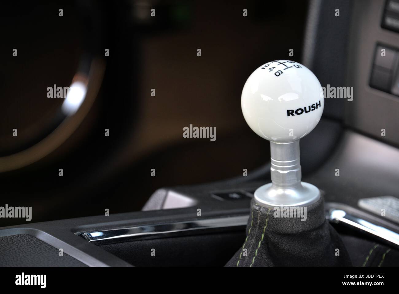 Roush shifter in a car at a car show Stock Photo - Alamy