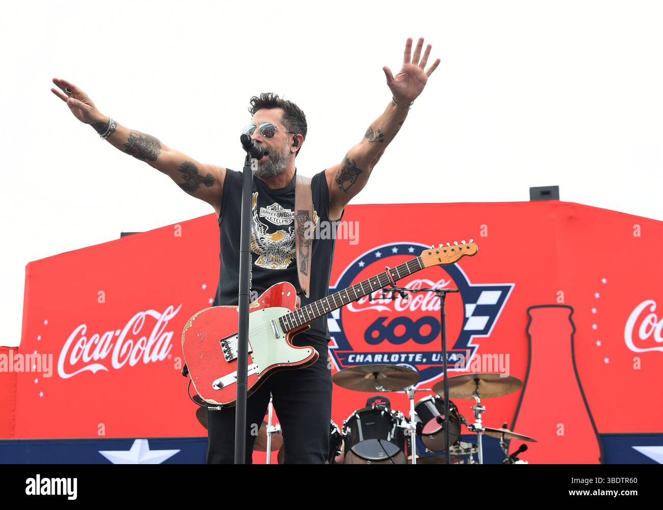 CHARLOTTE, NC - MAY 25: Matthew Ramsey, lead singer of the band Old ...