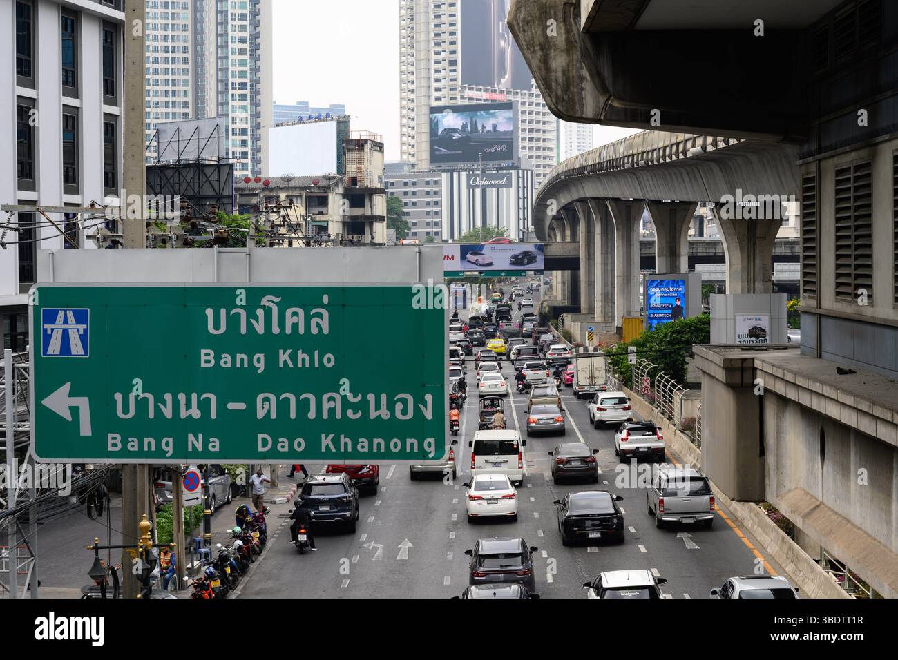 Bangkok, Thailand. 21st Feb, 2025. Busy traffic seen beside Saint Louis ...