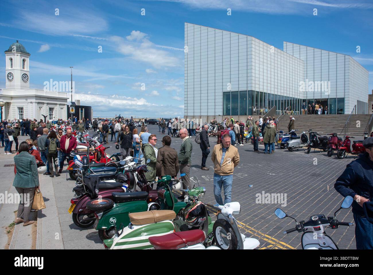 Margate, UK. 25th May, 2025. Hundreds of scooters parked outside the ...