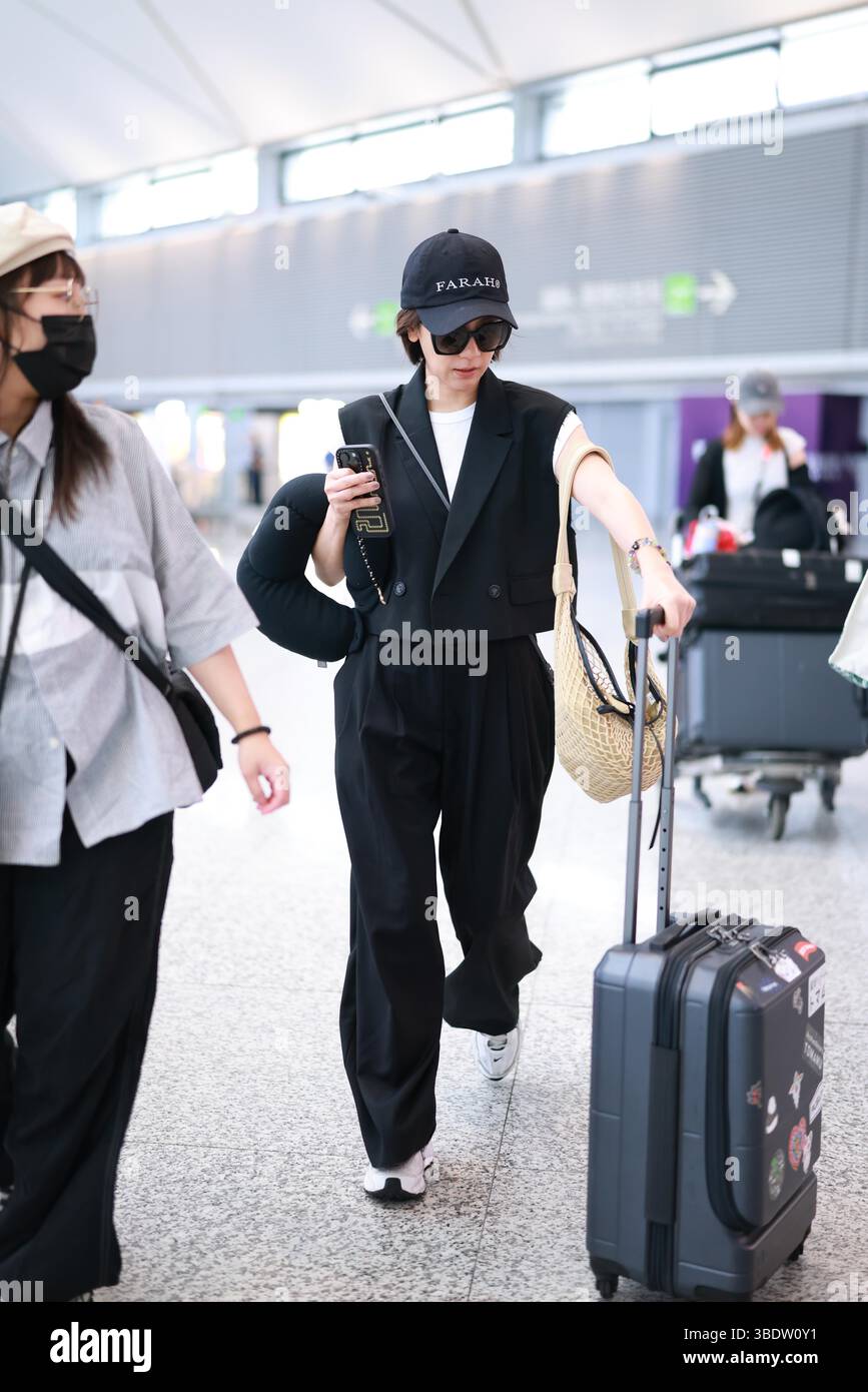 Taiwanese actress and television host Alyssa Chia appears at airport in ...