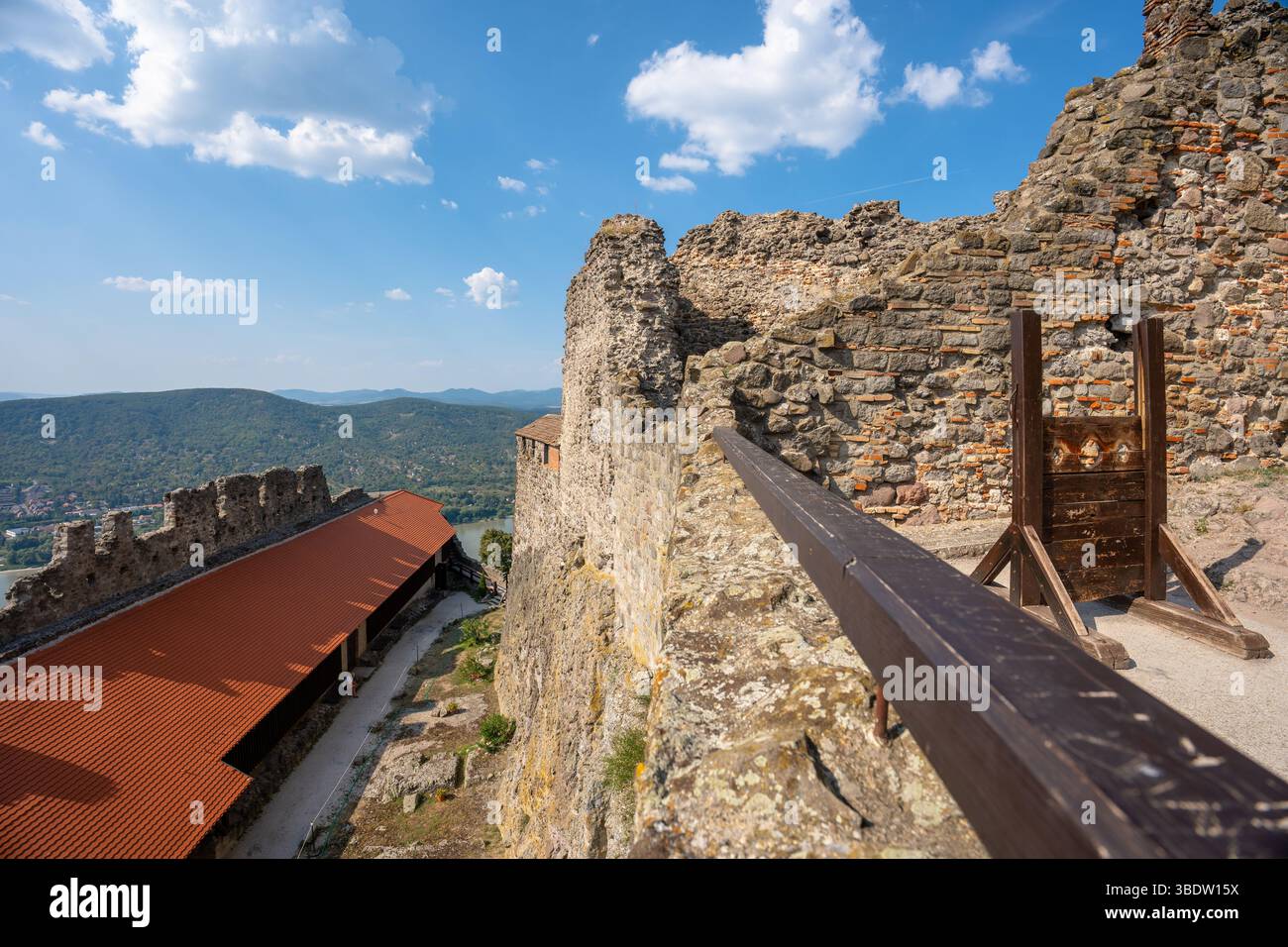 Execution by beheading hi-res stock photography and images - Alamy