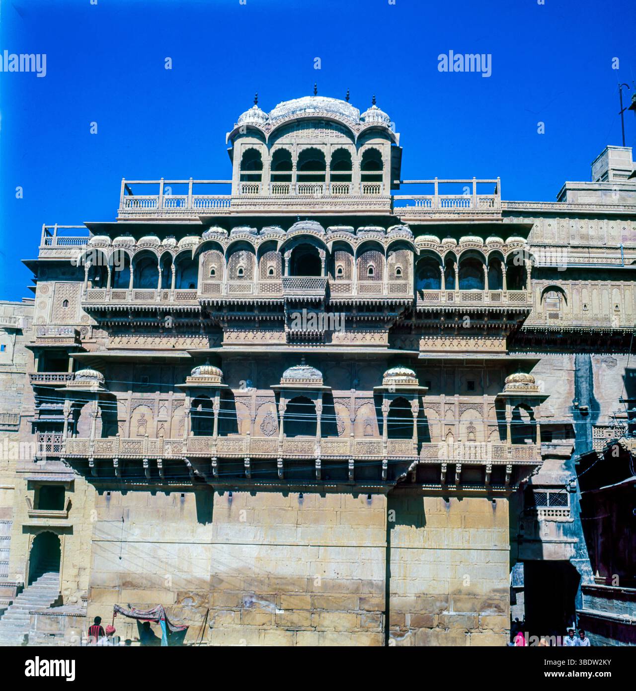 Indian palace designs hi-res stock photography and images - Alamy