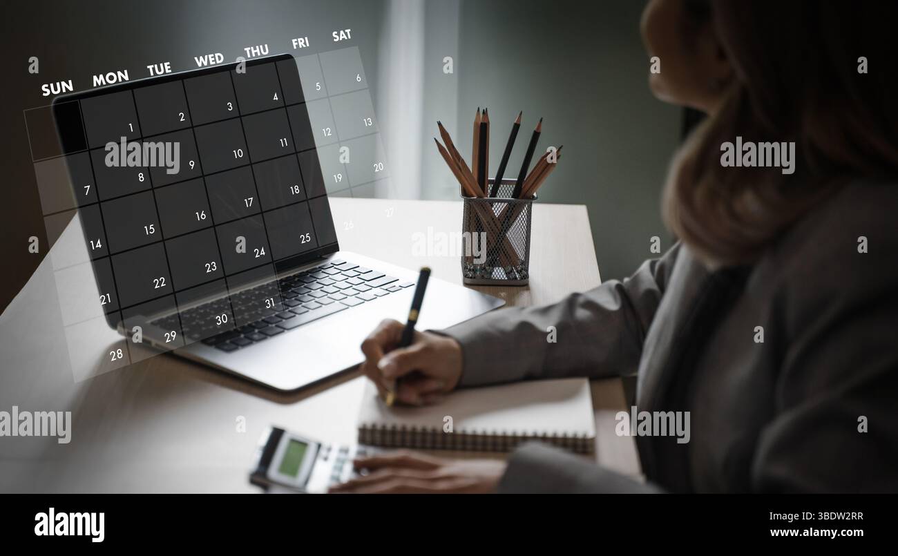 2025 calendar person planning hi-res stock photography and images - Alamy