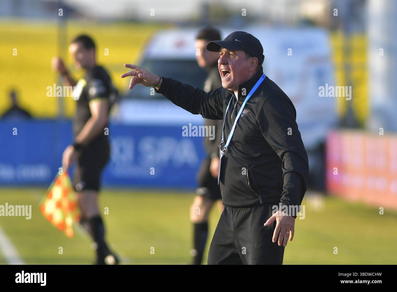 Gheorghe hagi real madrid hi-res stock photography and images - Alamy
