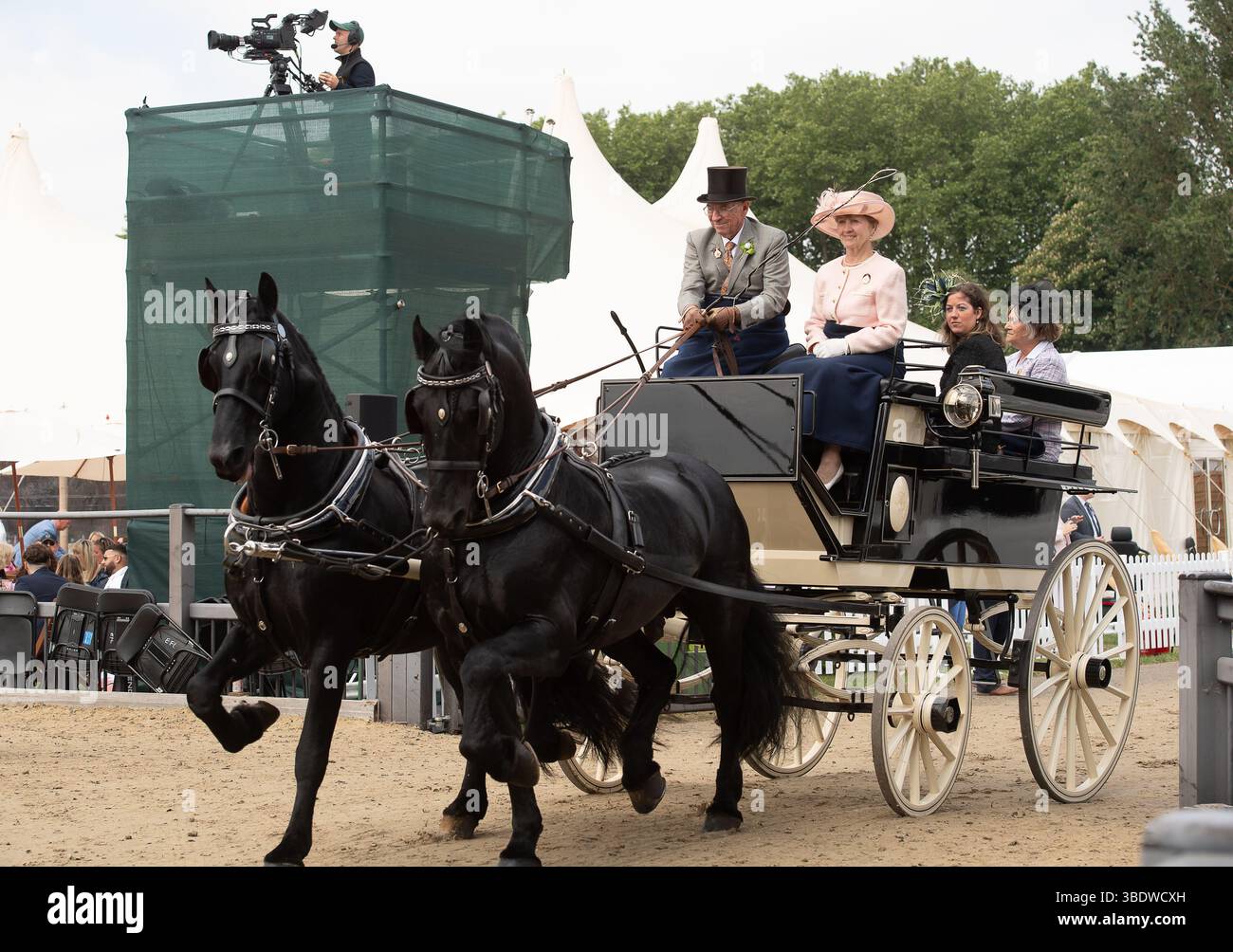 Windsor, Berkshire, UK. 18th May, 2025. Beautiful traditional carriages ...