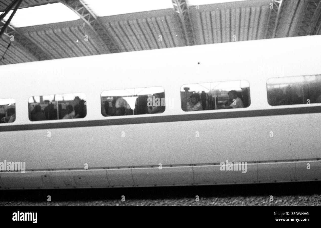 Late 2000s Chinese High-Speed Rail Train Stock Photo - Alamy
