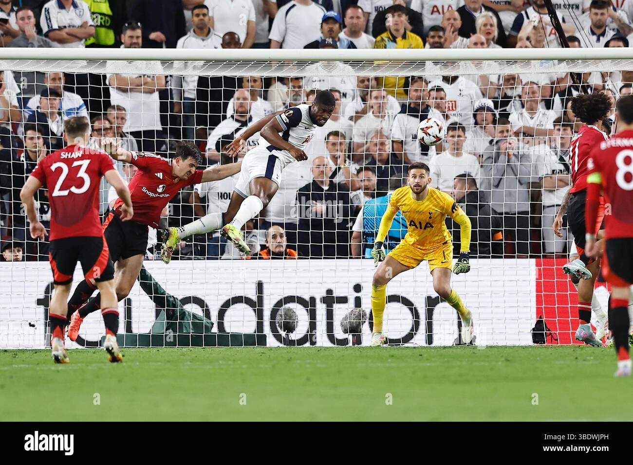 Danso tottenham hi-res stock photography and images - Alamy