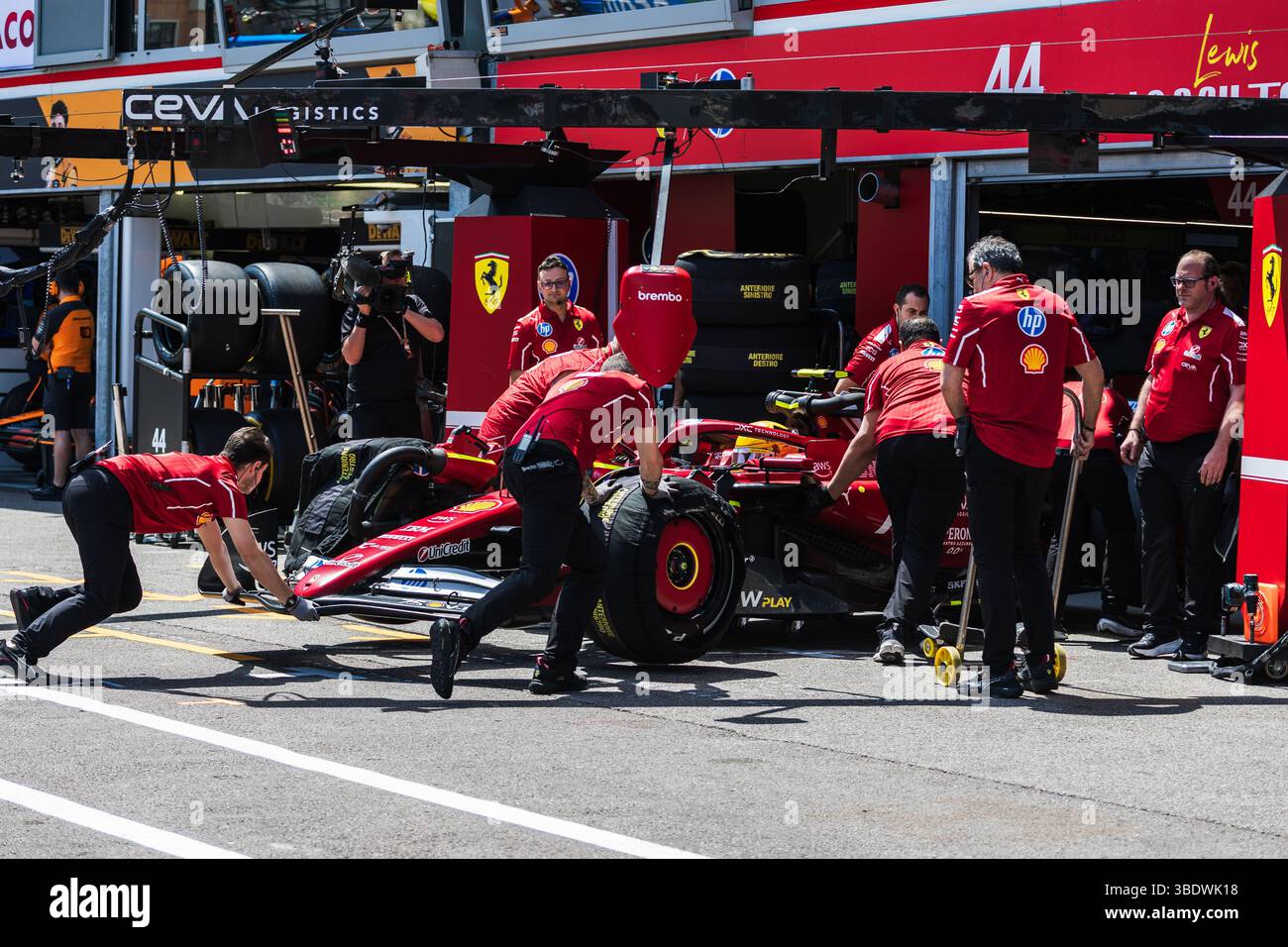 Circuit de Monaco, Monte-carlo, Monaco. 24.May.2025; Lewis Hamilton of ...