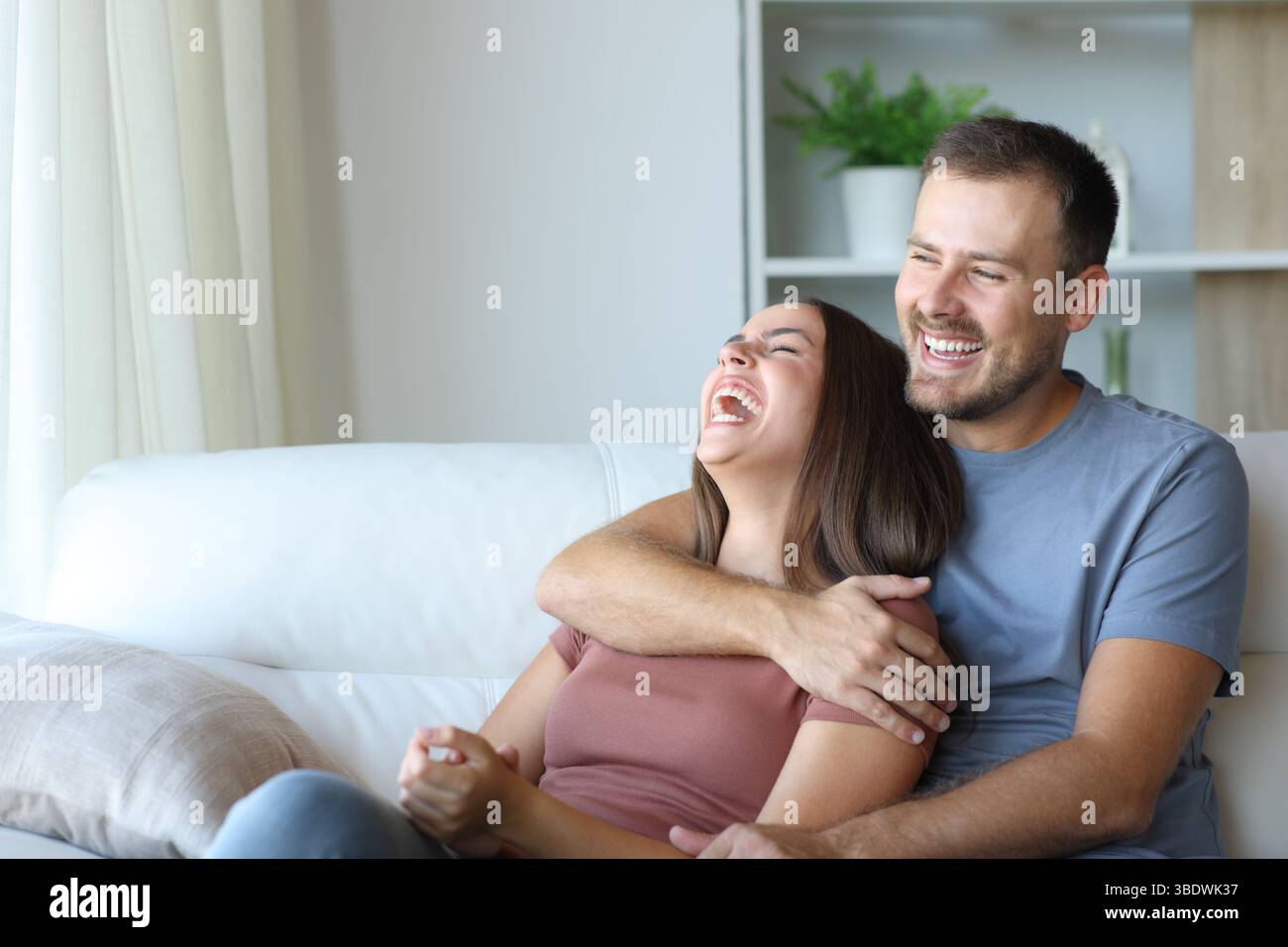 Loud house hi-res stock photography and images - Alamy